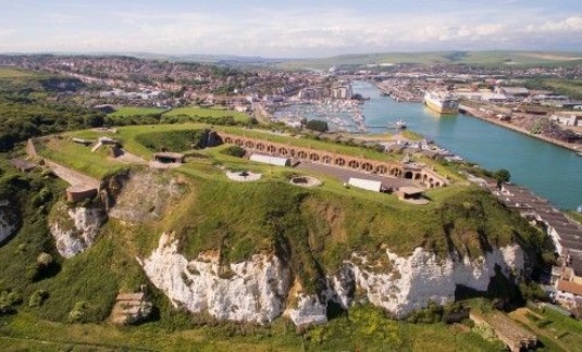 Tatsfield Primary School - Year 5 Visit to Newhaven Fort